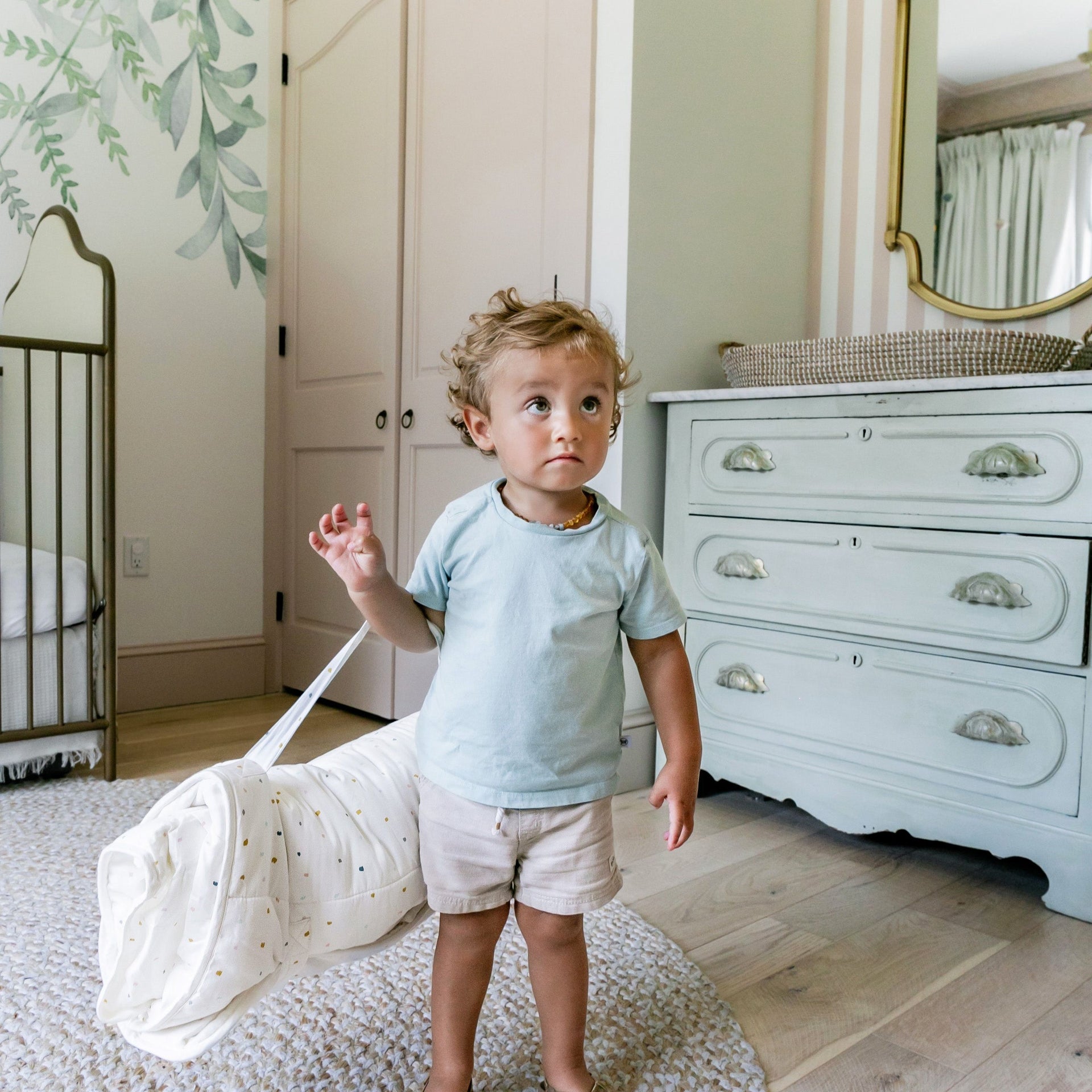 Why do my new organic cotton items smell weird? – Makemake Organics